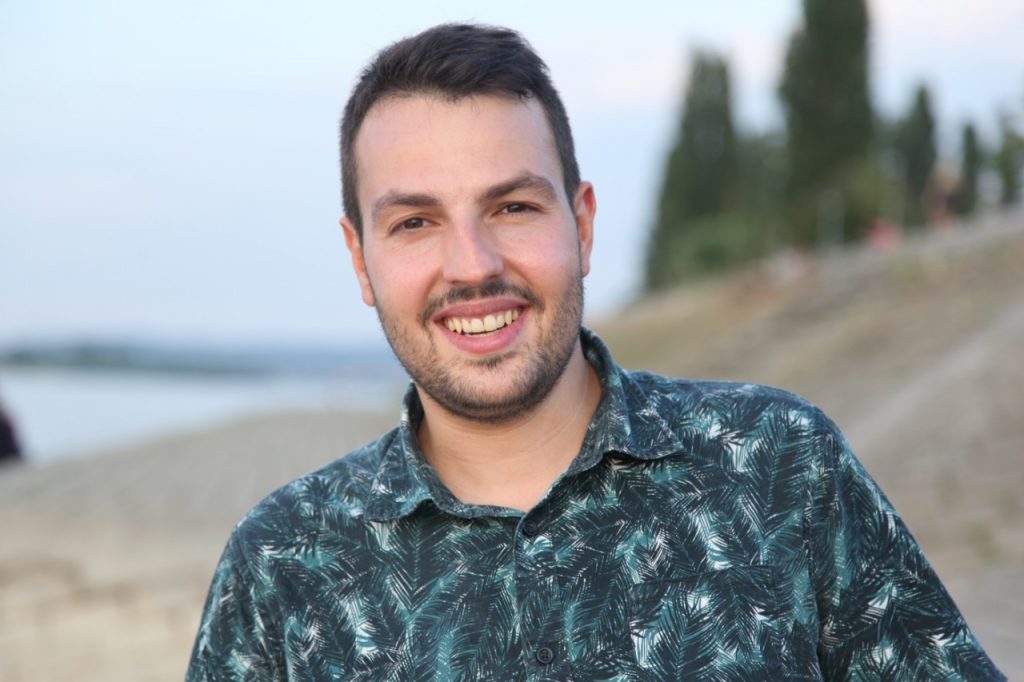 Multimedijalna režija - Škola glume, pevanja i plesa